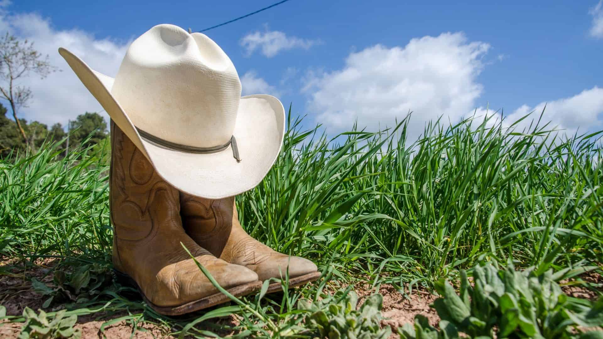Can You Wear Steel Toe Boots on a Plane - Travel Easier